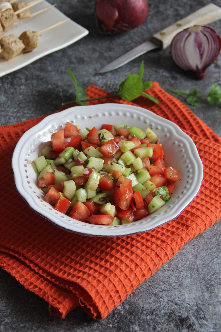 Salade marocaine au concombre et tomates - Not parisienne