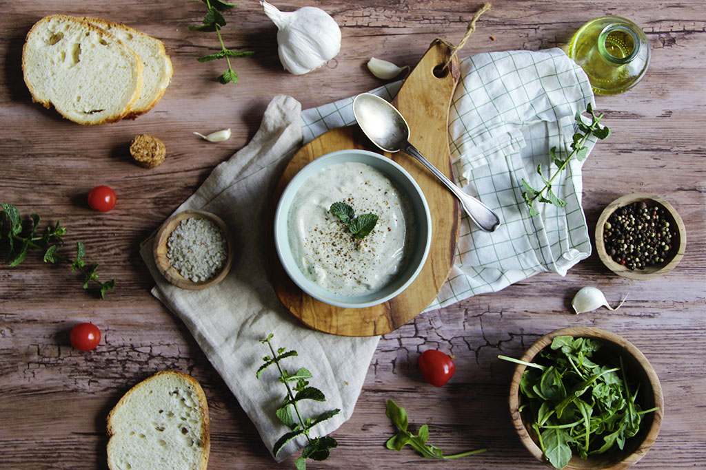 Spécialité de Turquie : Yaourt à l'ail - Not parisienne